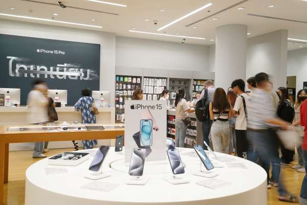 COM7 เผยกระแส iPhone 15 ซีรีส์ สุดว้าว!!! ยอดจองทำสถิติใหม่ ...